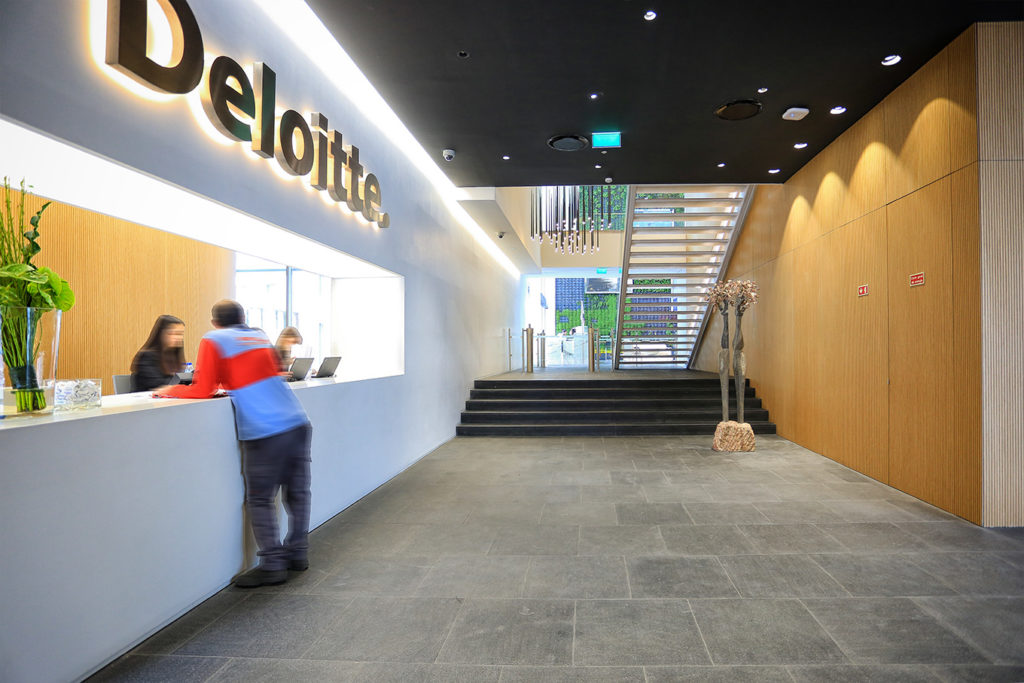 DELOITTE HUB OFFICES - BACH